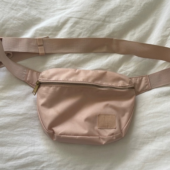 Bags | Good Condition Herschel Fanny Pack Light Pink | Poshmark